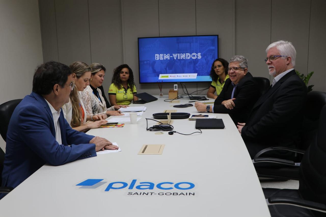 Fábrica da Placo na Bahia é a única do Brasil a produzir placa de gesso ...